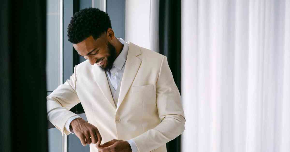 Perfect Summer Outfit : Beige Linen Suits for Men – Kachins Couture